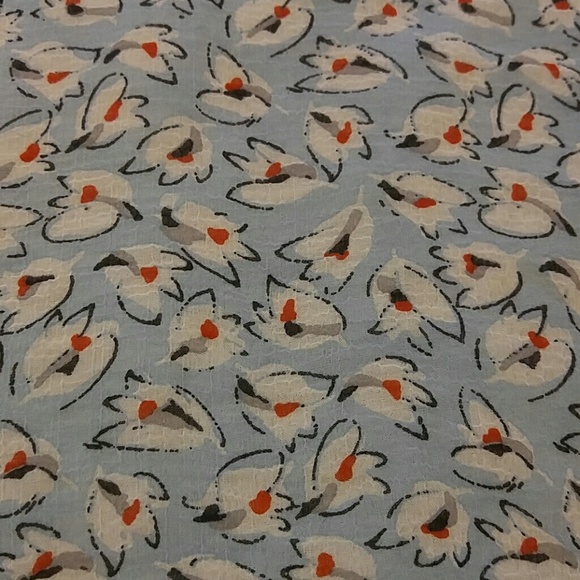 Vince Camuto | Tops | Vince Camuto High Low Cold Shoulder Blouse Size ...